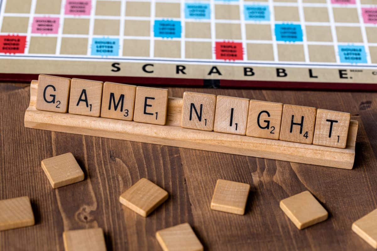 Your Guide to an Awesome At-Home Valentine's Day - Neubauers Flowers